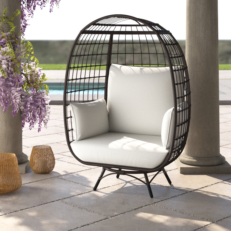 Broyhill highland swivel chair store